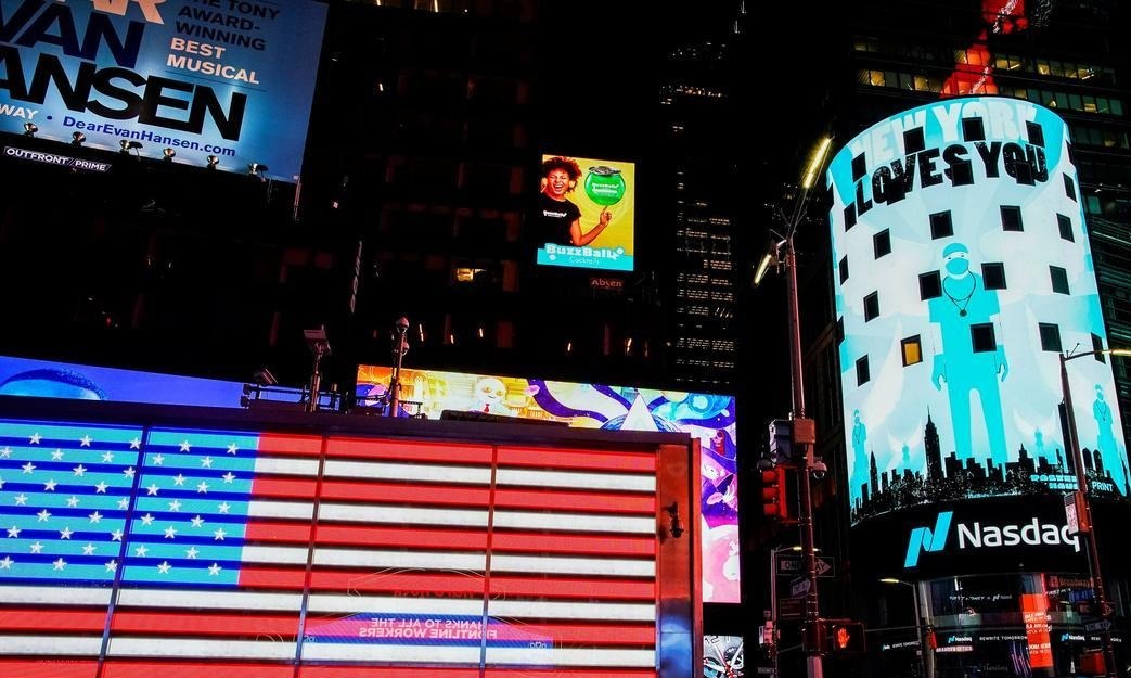 Tech stock rally sends S&P and Nasdaq to record highs - Aaj English TV