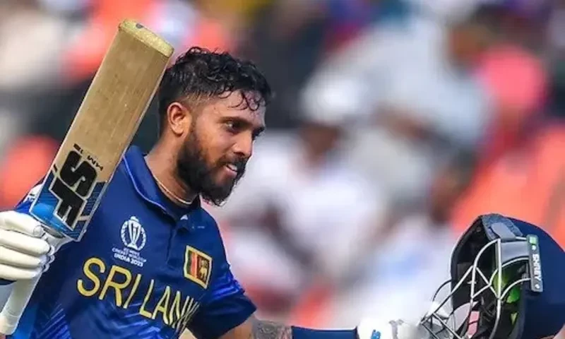 Pakistan pull off highest run-chase in World Cup history - Sports - Aaj ...