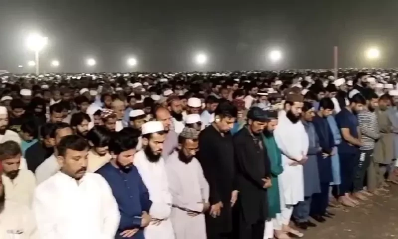 Maulana Tariq Jamil’s son Asim Jamil laid to rest in hometown ...