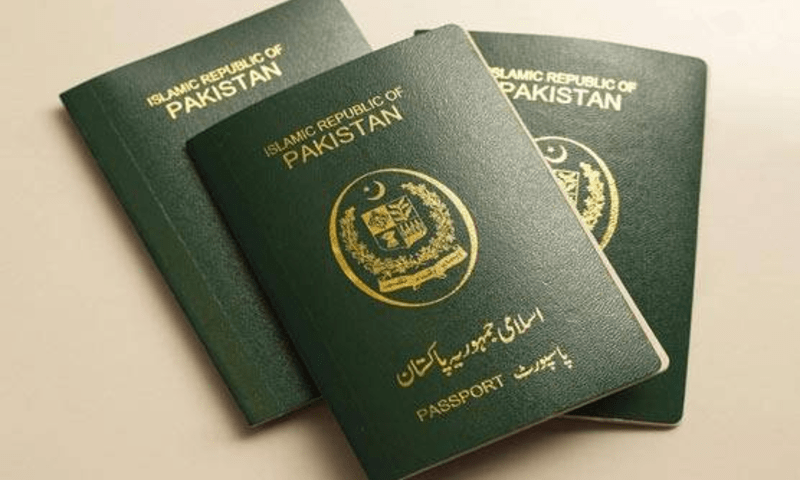 Govt announces massive hike in fees for fast-track passports - Pakistan ...