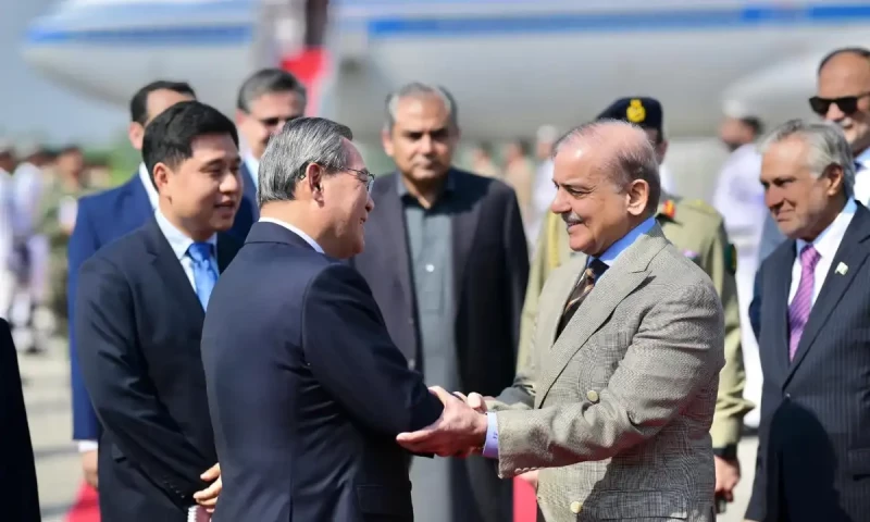 Chinese PM Li Qiang arrives in Pakistan amid security lockdown ahead of ...