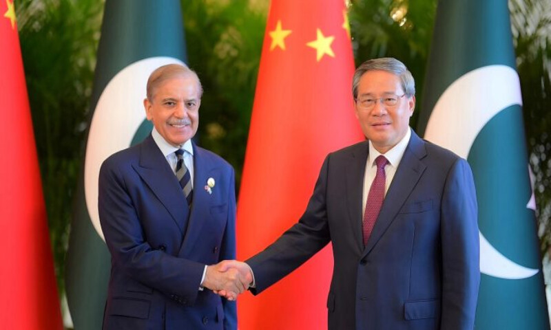 Pakistan, China agree to work closely on upgraded CPEC 2.0 - Aaj English TV