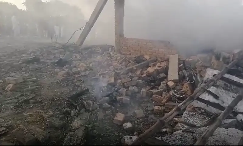 Blast at Hyderabad fireworks factory kills 7, injures 6 - Pakistan ...