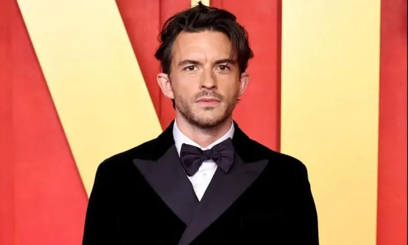 Jonathan Bailey opens up on bullying and Wicked role - Life & Style ...